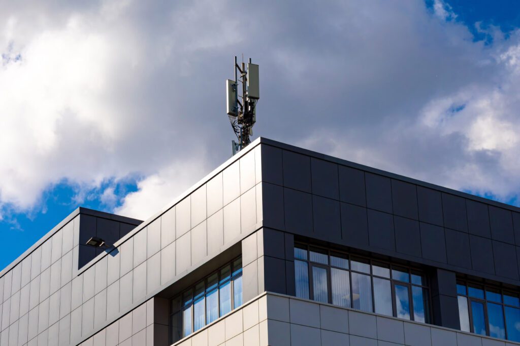 In-Building Cellular Coverage: A BOMA Deep Dive - Hiffman
